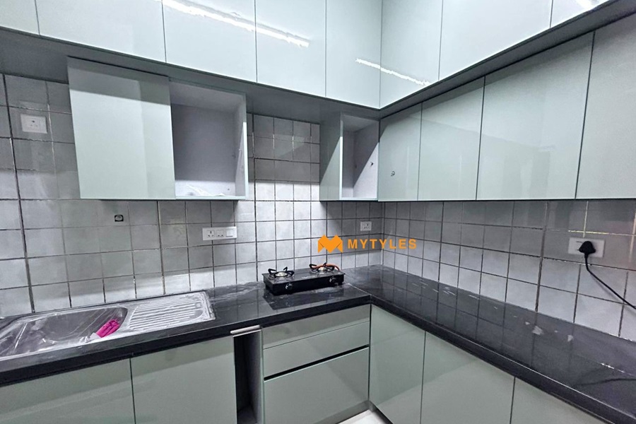 Light Colour Tiles For Kitchen | MYTYLES